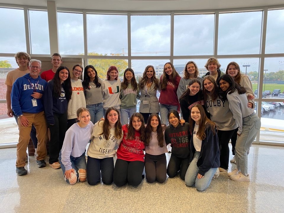 CBS broadcast journalist visits Oracle staff – The Oracle